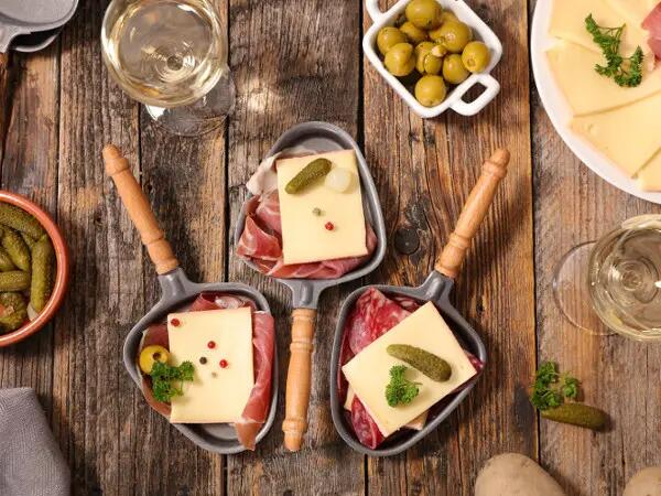 Recette raclette au fromage - Qui veut du fromage
