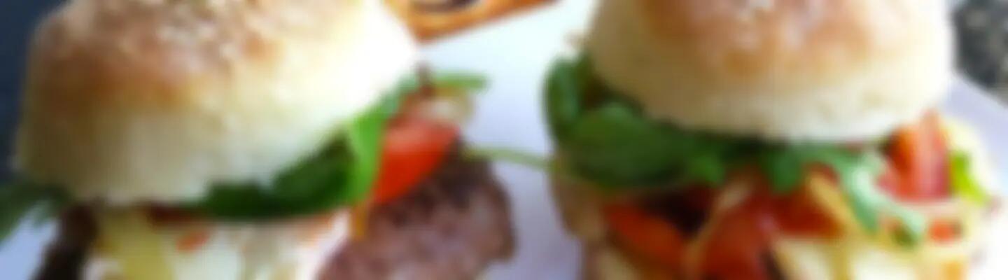 Mini burgers au steak haché et fromage - Recette au fromage